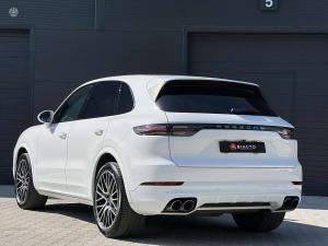 Balts Porsche Cayenne 2019 Utena, ar dzinēja tilpumu 3.00 L un nobraukumu 160 tūkst. km par 39800 €, foto 27 vietnē AUTOMOTO.COM.LV
