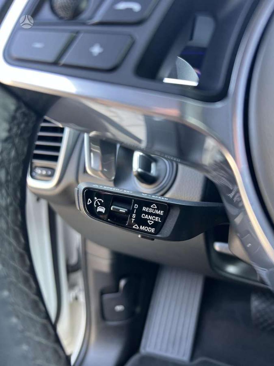 Balts Porsche Cayenne 2019 Utena, ar dzinēja tilpumu 3.00 L un nobraukumu 160 tūkst. km par 39800 €, foto 46 vietnē AUTOMOTO.COM.LV