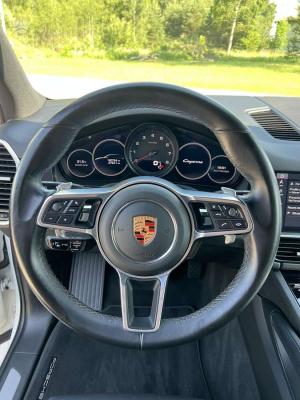 Balts Porsche Cayenne 2019 Utena, ar dzinēja tilpumu 3.00 L un nobraukumu 160 tūkst. km par 39800 €, foto 47 vietnē AUTOMOTO.COM.LV