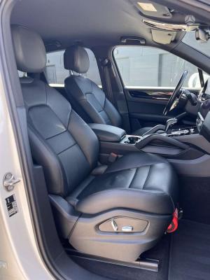 Balts Porsche Cayenne 2019 Utena, ar dzinēja tilpumu 3.00 L un nobraukumu 160 tūkst. km par 39800 €, foto 50 vietnē AUTOMOTO.COM.LV