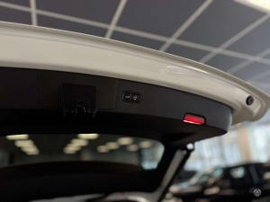 Balts Porsche Cayenne 2019 Klaipėda, ar dzinēja tilpumu 3.00 L un nobraukumu 140 tūkst. km par 35090 €, foto 10 vietnē AUTOMOTO.COM.LV