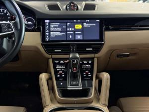 Balts Porsche Cayenne 2019 Klaipėda, ar dzinēja tilpumu 3.00 L un nobraukumu 140 tūkst. km par 35090 €, foto 14 vietnē AUTOMOTO.COM.LV