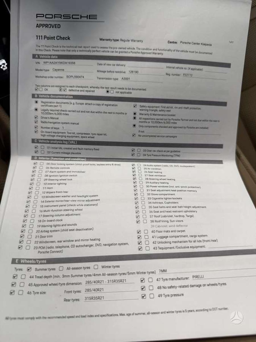 Balts Porsche Cayenne 2019 Klaipėda, ar dzinēja tilpumu 3.00 L un nobraukumu 140 tūkst. km par 35090 €, foto 24 vietnē AUTOMOTO.COM.LV