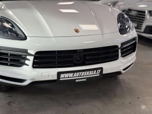 Balts Porsche Cayenne 2019 Klaipėda, ar dzinēja tilpumu 3.00 L un nobraukumu 140 tūkst. km par 35090 €, foto 30 vietnē AUTOMOTO.COM.LV