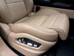 White Porsche Cayenne 2019 in Riga, with an engine capacity of 2.89 L and mileage of 293 thousand km for 39799 €, photo 29 on AUTOMOTO.COM.LV
