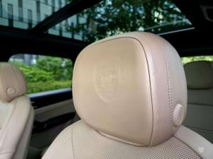 White Porsche Cayenne 2019 in Riga, with an engine capacity of 2.89 L and mileage of 293 thousand km for 39799 €, photo 40 on AUTOMOTO.COM.LV