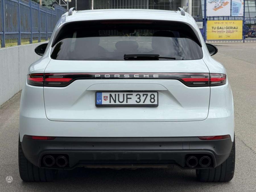 Balts Porsche Cayenne 2019 Viļņa, ar dzinēja tilpumu 3.00 L un nobraukumu 108 tūkst. km par 45000 €, foto 4 vietnē AUTOMOTO.COM.LV