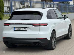 Balts Porsche Cayenne 2019 Viļņa, ar dzinēja tilpumu 3.00 L un nobraukumu 108 tūkst. km par 45000 €, foto 5 vietnē AUTOMOTO.COM.LV