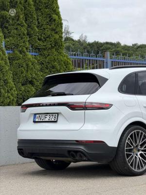 Balts Porsche Cayenne 2019 Viļņa, ar dzinēja tilpumu 3.00 L un nobraukumu 108 tūkst. km par 45000 €, foto 7 vietnē AUTOMOTO.COM.LV