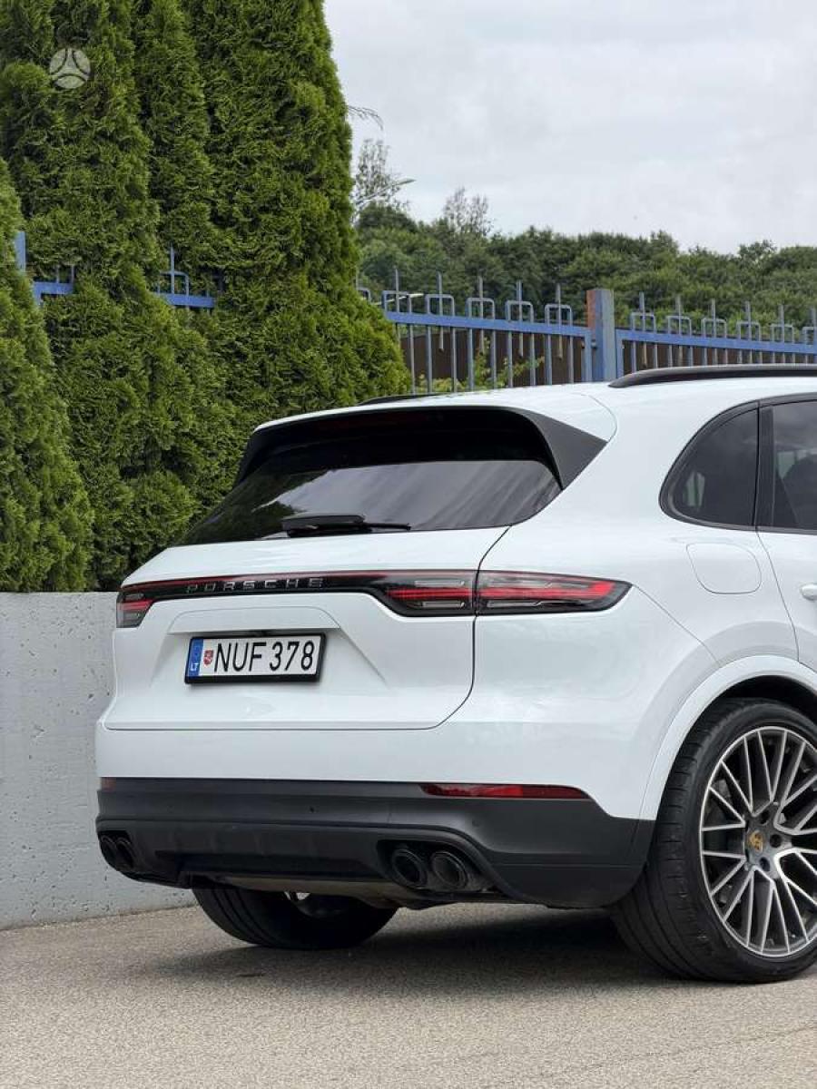 Balts Porsche Cayenne 2019 Viļņa, ar dzinēja tilpumu 3.00 L un nobraukumu 108 tūkst. km par 45000 €, foto 7 vietnē AUTOMOTO.COM.LV