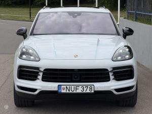 Balts Porsche Cayenne 2019 Viļņa, ar dzinēja tilpumu 3.00 L un nobraukumu 108 tūkst. km par 45000 €, foto 10 vietnē AUTOMOTO.COM.LV