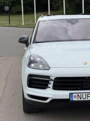 Balts Porsche Cayenne 2019 Viļņa, ar dzinēja tilpumu 3.00 L un nobraukumu 108 tūkst. km par 45000 €, foto 11 vietnē AUTOMOTO.COM.LV