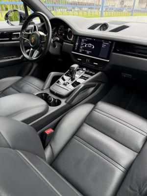 Balts Porsche Cayenne 2019 Viļņa, ar dzinēja tilpumu 3.00 L un nobraukumu 108 tūkst. km par 45000 €, foto 13 vietnē AUTOMOTO.COM.LV