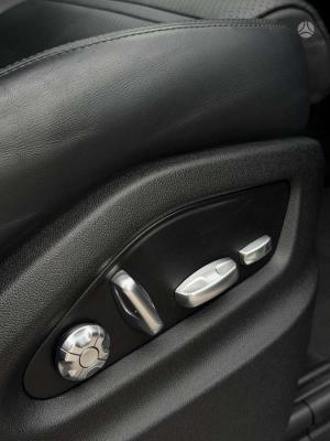 Balts Porsche Cayenne 2019 Viļņa, ar dzinēja tilpumu 3.00 L un nobraukumu 108 tūkst. km par 45000 €, foto 28 vietnē AUTOMOTO.COM.LV