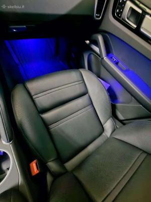White Porsche Cayenne 2019 in Klaipeda, with an engine capacity of 4.00 L and mileage of 90 thousand km for 47750 €, photo 23 on AUTOMOTO.COM.LV