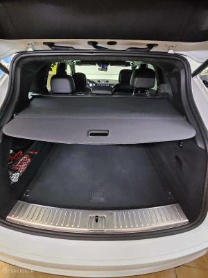 White Porsche Cayenne 2019 in Klaipeda, with an engine capacity of 4.00 L and mileage of 90 thousand km for 47750 €, photo 26 on AUTOMOTO.COM.LV