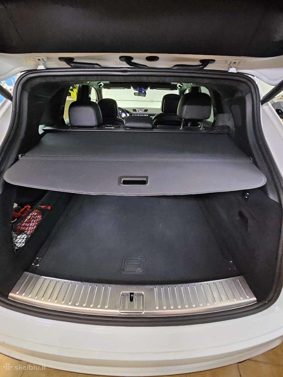 White Porsche Cayenne 2019 in Klaipeda, with an engine capacity of 4.00 L and mileage of 90 thousand km for 47750 €, photo 26 on AUTOMOTO.COM.LV