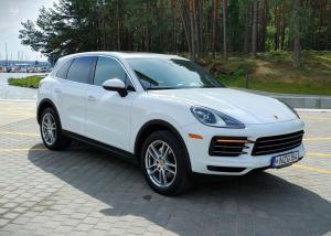 Balts Porsche Cayenne 2019 Kauņa, ar dzinēja tilpumu 3.00 L un nobraukumu 143 tūkst. km par 34650 €, foto 3 vietnē AUTOMOTO.COM.LV