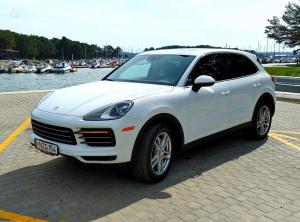 Balts Porsche Cayenne 2019 Kauņa, ar dzinēja tilpumu 3.00 L un nobraukumu 143 tūkst. km par 34650 €, foto 4 vietnē AUTOMOTO.COM.LV