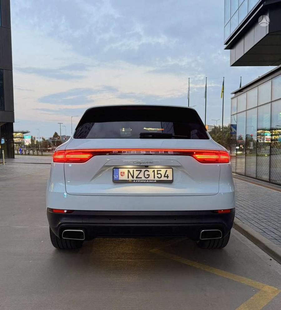 Balts Porsche Cayenne 2019 Kauņa, ar dzinēja tilpumu 3.00 L un nobraukumu 143 tūkst. km par 34650 €, foto 16 vietnē AUTOMOTO.COM.LV