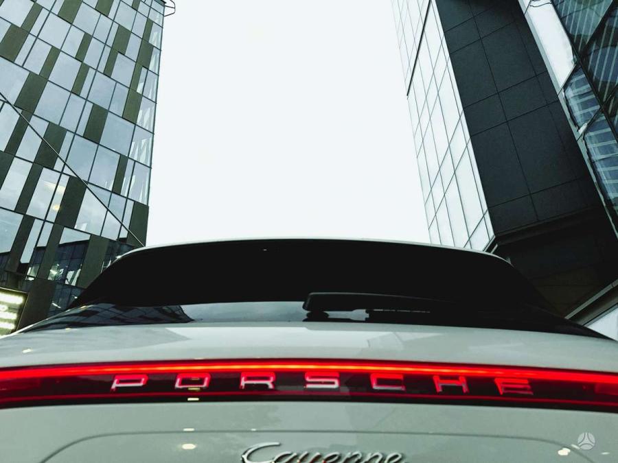 Balts Porsche Cayenne 2019 Kauņa, ar dzinēja tilpumu 3.00 L un nobraukumu 143 tūkst. km par 34650 €, foto 18 vietnē AUTOMOTO.COM.LV