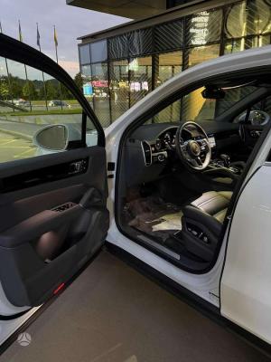 Balts Porsche Cayenne 2019 Kauņa, ar dzinēja tilpumu 3.00 L un nobraukumu 143 tūkst. km par 34650 €, foto 19 vietnē AUTOMOTO.COM.LV