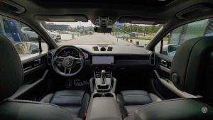 Balts Porsche Cayenne 2019 Kauņa, ar dzinēja tilpumu 3.00 L un nobraukumu 143 tūkst. km par 34650 €, foto 27 vietnē AUTOMOTO.COM.LV