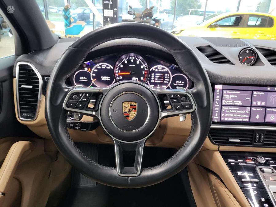Белый Порше Каен 2019 в Шяуляй, объемом двигателя 3.00 л и пробегом 135 тыс. км за 36500 €, фото 18 на AUTOMOTO.COM.LV