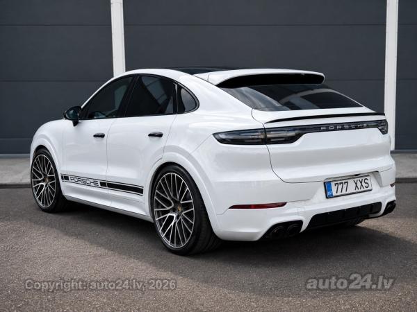 White Porsche Cayenne 2020 in Tallinn, with an engine capacity of 3.00 L and mileage of 66 thousand km for 69900 €, photo 4 on AUTOMOTO.COM.LV