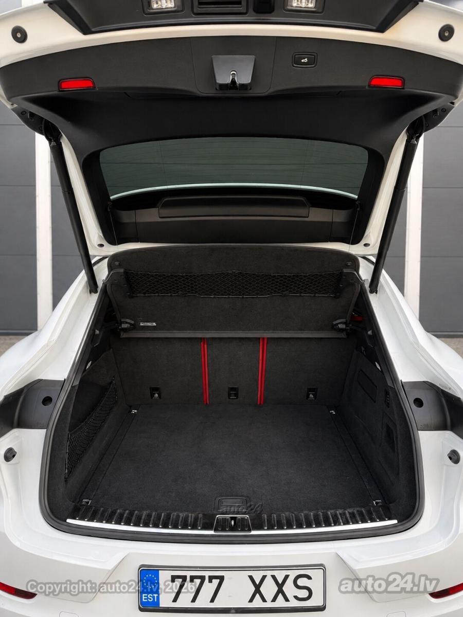 Balts Porsche Cayenne 2020 Tallina, ar dzinēja tilpumu 3.00 L un nobraukumu 66 tūkst. km par 69900 €, foto 14 vietnē AUTOMOTO.COM.LV
