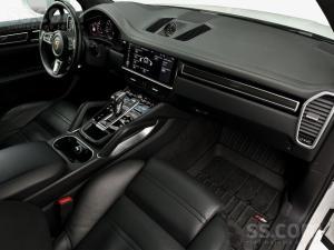 Balts Porsche Cayenne 2020 Rīga, ar dzinēja tilpumu 4.00 L un nobraukumu 98 tūkst. km par 67900 €, foto 6 vietnē AUTOMOTO.COM.LV