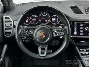Balts Porsche Cayenne 2020 Rīga, ar dzinēja tilpumu 4.00 L un nobraukumu 98 tūkst. km par 67900 €, foto 8 vietnē AUTOMOTO.COM.LV