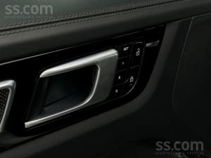 Balts Porsche Cayenne 2020 Rīga, ar dzinēja tilpumu 4.00 L un nobraukumu 98 tūkst. km par 67900 €, foto 13 vietnē AUTOMOTO.COM.LV