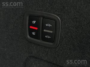 Balts Porsche Cayenne 2020 Rīga, ar dzinēja tilpumu 4.00 L un nobraukumu 98 tūkst. km par 67900 €, foto 24 vietnē AUTOMOTO.COM.LV