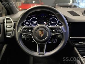 Balts Porsche Cayenne 2020 Rīga, ar dzinēja tilpumu 3.00 L un nobraukumu 47 tūkst. km par 54990 €, foto 15 vietnē AUTOMOTO.COM.LV