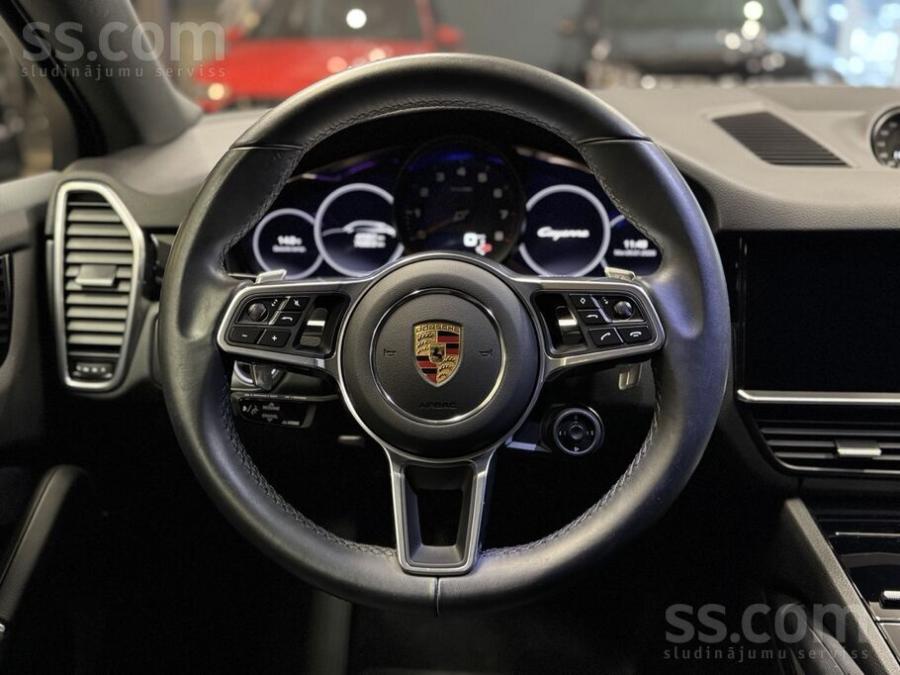 Balts Porsche Cayenne 2020 Rīga, ar dzinēja tilpumu 3.00 L un nobraukumu 47 tūkst. km par 54990 €, foto 15 vietnē AUTOMOTO.COM.LV