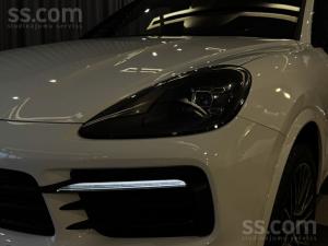 Balts Porsche Cayenne 2020 Rīga, ar dzinēja tilpumu 3.00 L un nobraukumu 47 tūkst. km par 54990 €, foto 31 vietnē AUTOMOTO.COM.LV