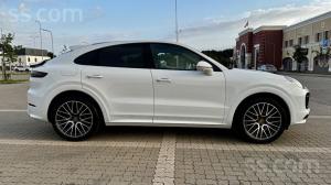 Balts Porsche Cayenne 2021 Rīga, ar dzinēja tilpumu 3.00 L un nobraukumu 50 tūkst. km par 63900 €, foto 6 vietnē AUTOMOTO.COM.LV