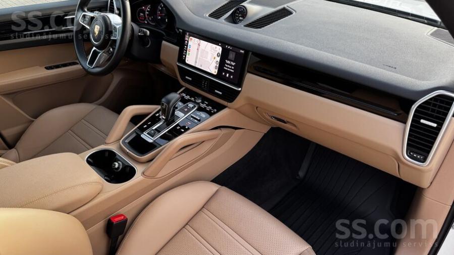 Balts Porsche Cayenne 2021 Rīga, ar dzinēja tilpumu 3.00 L un nobraukumu 50 tūkst. km par 63900 €, foto 11 vietnē AUTOMOTO.COM.LV