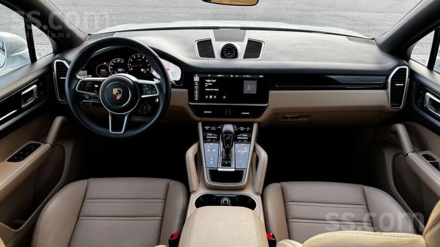 Balts Porsche Cayenne 2021 Rīga, ar dzinēja tilpumu 3.00 L un nobraukumu 50 tūkst. km par 63900 €, foto 12 vietnē AUTOMOTO.COM.LV