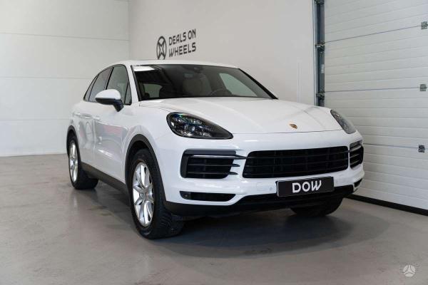 Balts Porsche Cayenne 2021 Viļņa, ar dzinēja tilpumu 3.00 L un nobraukumu 134 tūkst. km par 39990 €, foto 1 vietnē AUTOMOTO.COM.LV