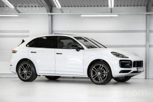 Balts Porsche Cayenne 2021 Tukums, ar dzinēja tilpumu 3.00 L un nobraukumu 53 tūkst. km par 58000 €, foto 6 vietnē AUTOMOTO.COM.LV