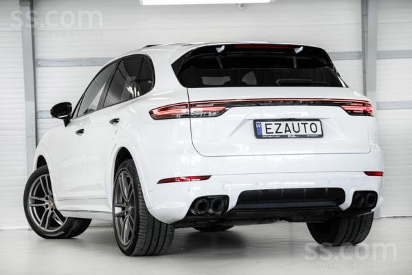 Balts Porsche Cayenne 2021 Tukums, ar dzinēja tilpumu 3.00 L un nobraukumu 53 tūkst. km par 58000 €, foto 10 vietnē AUTOMOTO.COM.LV