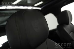 Balts Porsche Cayenne 2021 Tukums, ar dzinēja tilpumu 3.00 L un nobraukumu 53 tūkst. km par 58000 €, foto 15 vietnē AUTOMOTO.COM.LV