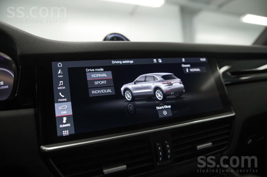 Balts Porsche Cayenne 2021 Tukums, ar dzinēja tilpumu 3.00 L un nobraukumu 53 tūkst. km par 58000 €, foto 31 vietnē AUTOMOTO.COM.LV