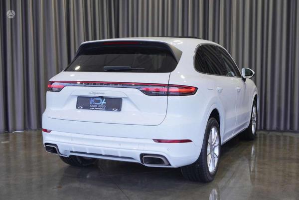 Balts Porsche Cayenne 2022 Marijampole, ar dzinēja tilpumu 3.00 L un nobraukumu 32 tūkst. km par 63450 €, foto 11 vietnē AUTOMOTO.COM.LV