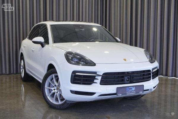 Balts Porsche Cayenne 2022 Marijampole, ar dzinēja tilpumu 3.00 L un nobraukumu 32 tūkst. km par 63450 €, foto 2 vietnē AUTOMOTO.COM.LV