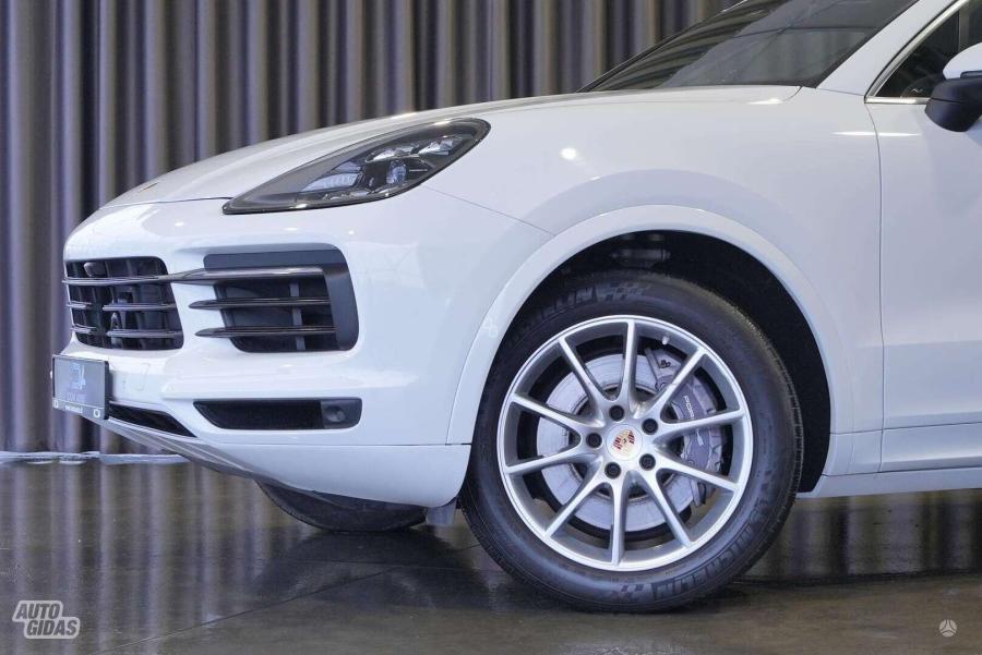 Balts Porsche Cayenne 2022 Marijampole, ar dzinēja tilpumu 3.00 L un nobraukumu 32 tūkst. km par 62250 €, foto 7 vietnē AUTOMOTO.COM.LV