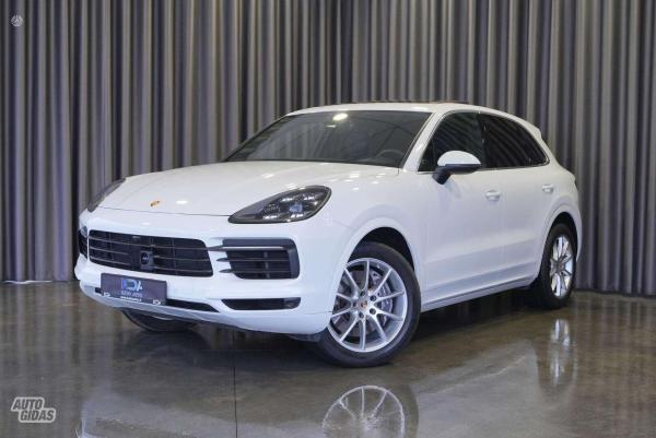 White Porsche Cayenne 2022 in Marijampole, with an engine capacity of 3.00 L and mileage of 32 thousand km for 59950 €, photo 5 on AUTOMOTO.COM.LV