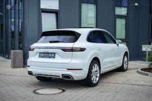 Balts Porsche Cayenne 2022 Kauņa, ar dzinēja tilpumu 3.00 L un nobraukumu 32 tūkst. km par 59950 €, foto 11 vietnē AUTOMOTO.COM.LV